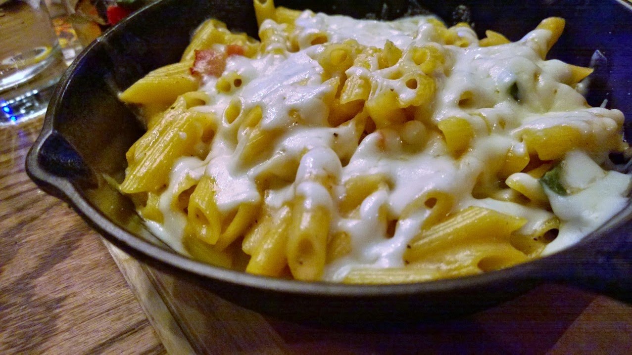 CRAFT Beer Market (Yaletown) – Big Kid Lemonade, Barrel of Nachos and ...